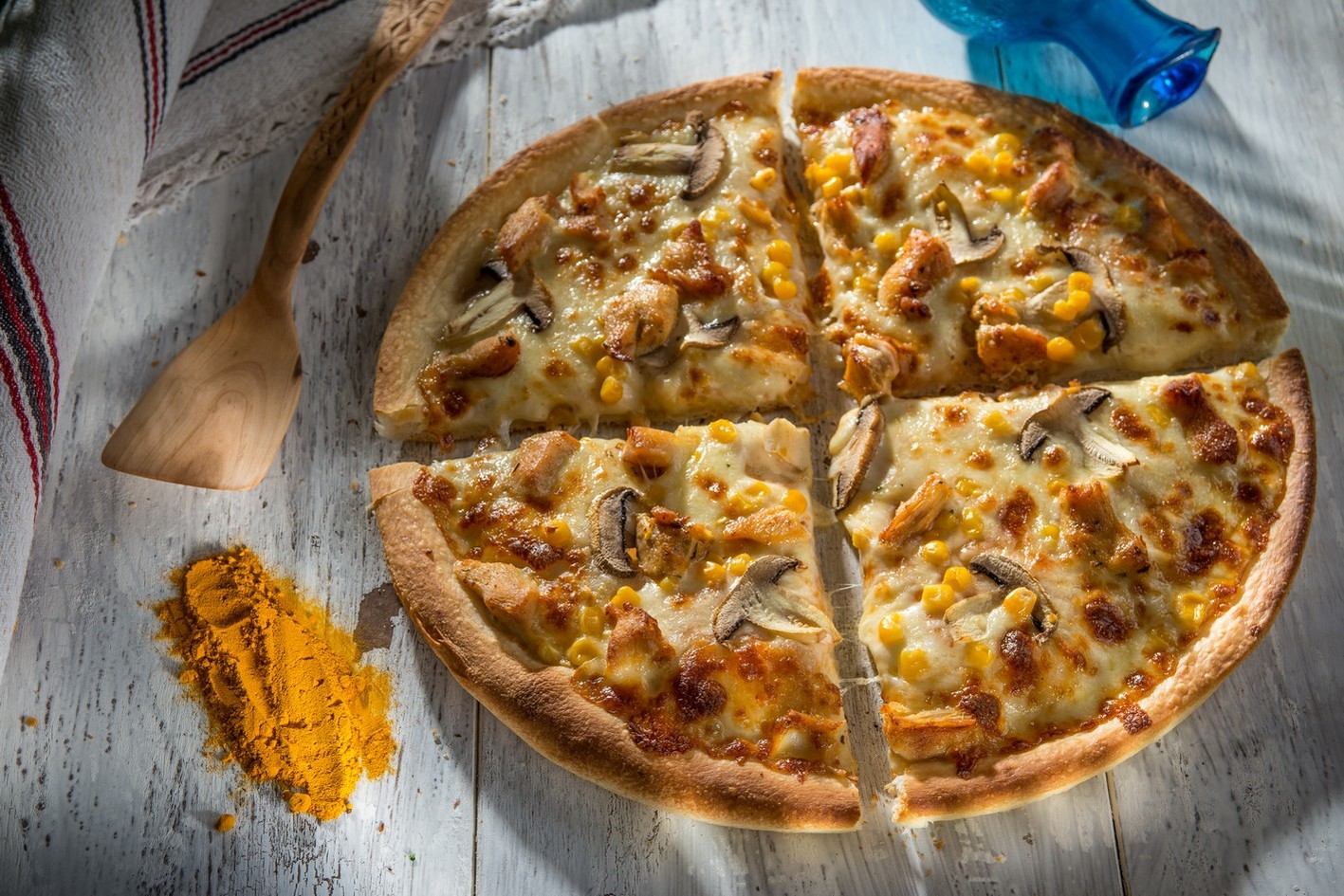 Pizza Chicken Feast (blat pufos) | Express Chef Delivery